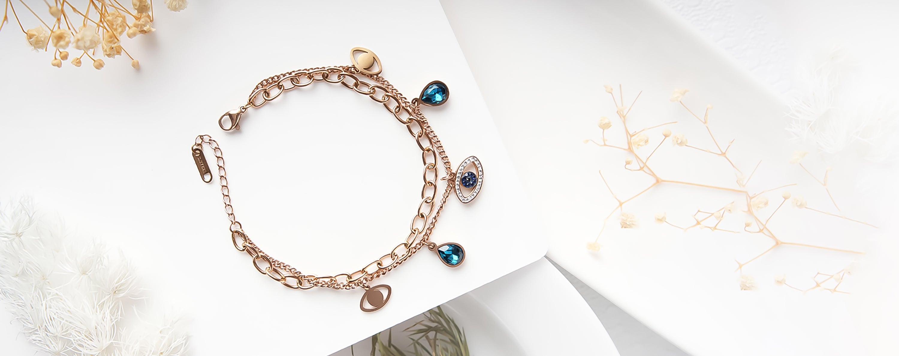 Women's Charms Bracelets – Swashaa