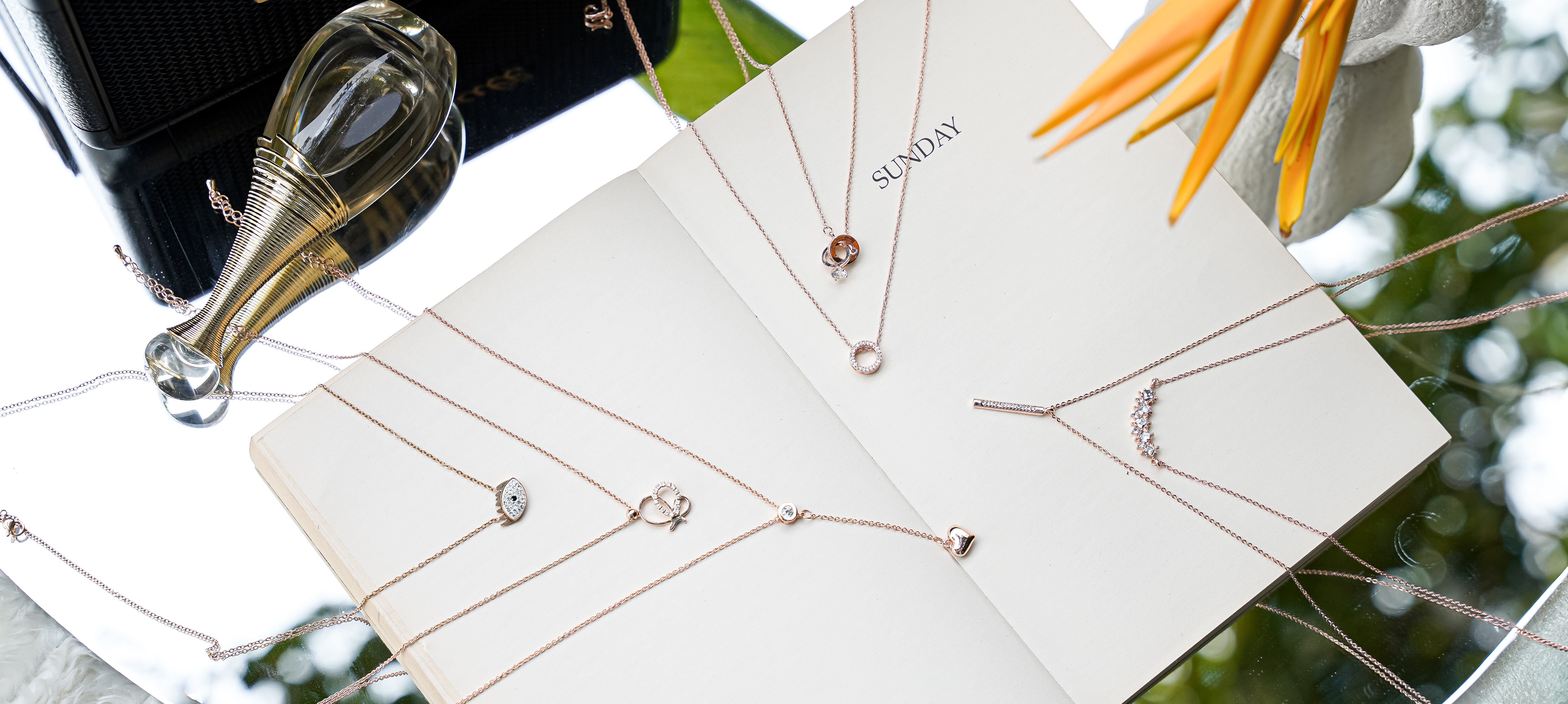 Graceful Rosy Necklace – Swashaa