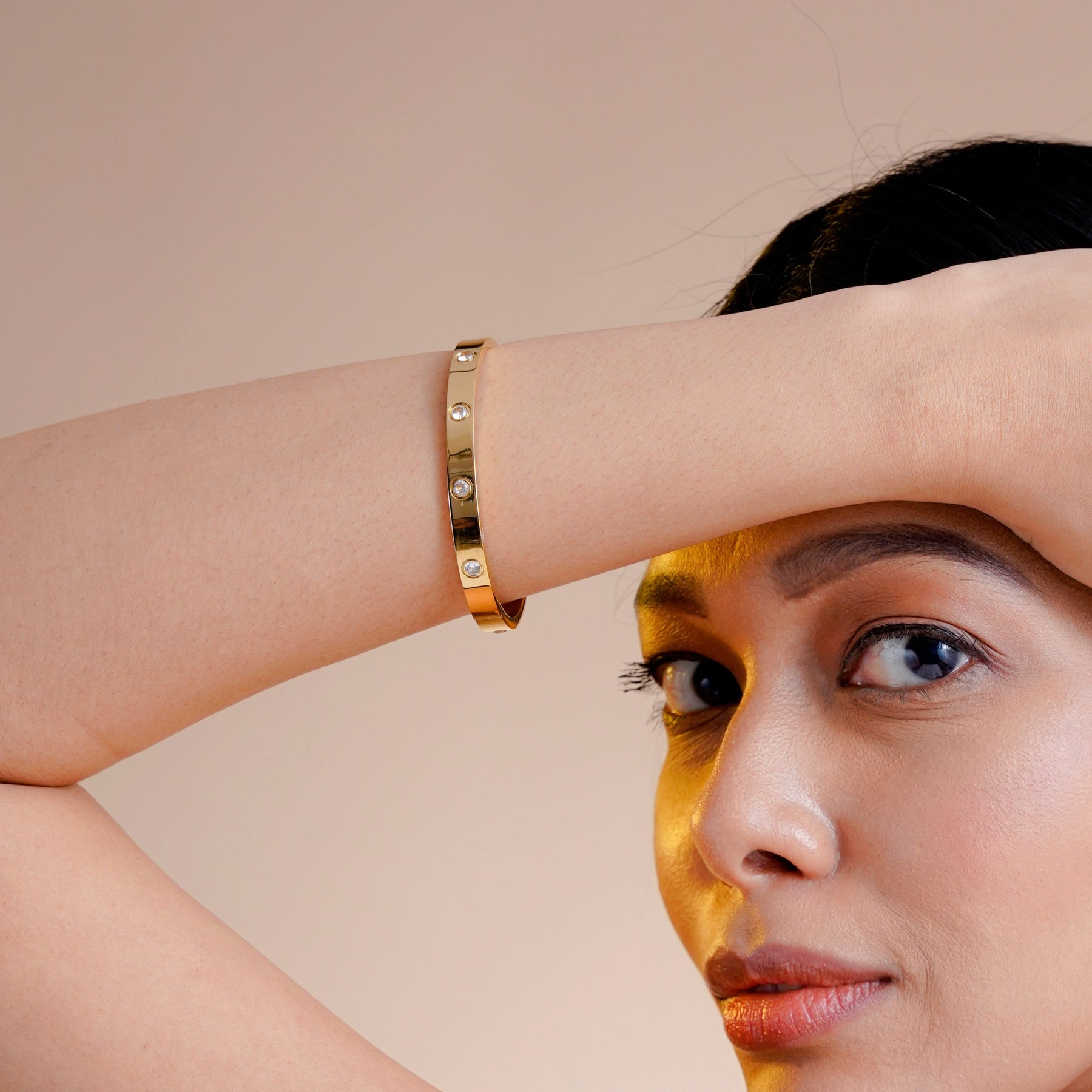 Elevate your wrist game with Swashaa's popular Bree Band Bracelet
